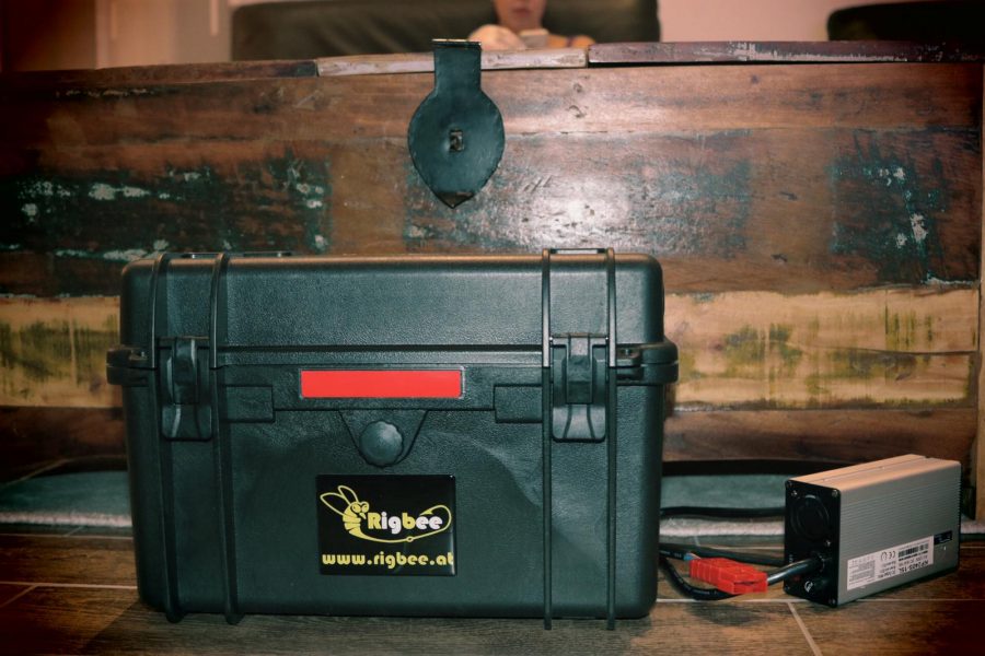 Rigbee MaxBeePower 80Ah mit Akkubox und Ladegerät - RigBee